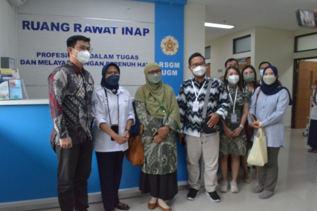 KUNJUNGAN FKG-RSGM IIK BAKTI WIYATA KEDIRI – RSGM UGM Prof. Soedomo