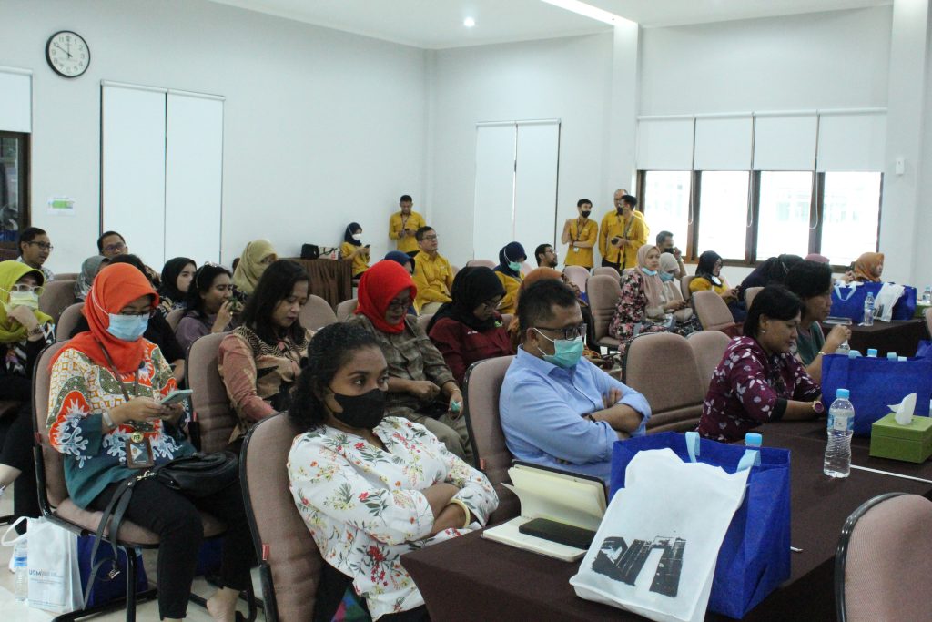 FORUM KOMUNIKASI FKTP DAN FKRTL DALAM RANGKA HUT RSGM UGM PROF SOEDOMO ... FORUM KOMUNIKASI FKTP DAN FKRTL DALAM RANGKA HUT RSGM UGM PROF SOEDOMO ...