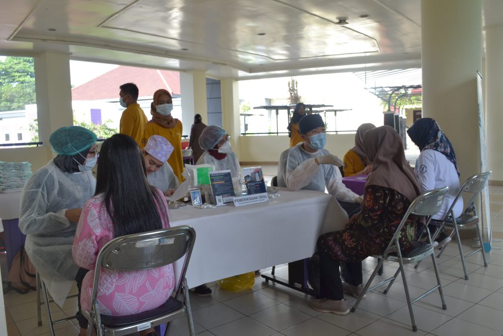 RSGM GOES TO CAMPUS #6: Pemeriksaan Kesehatan Gigi bagi Sivitas ...